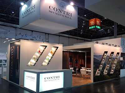 EXHIBITION DESIGN | Honegger | Stand construction