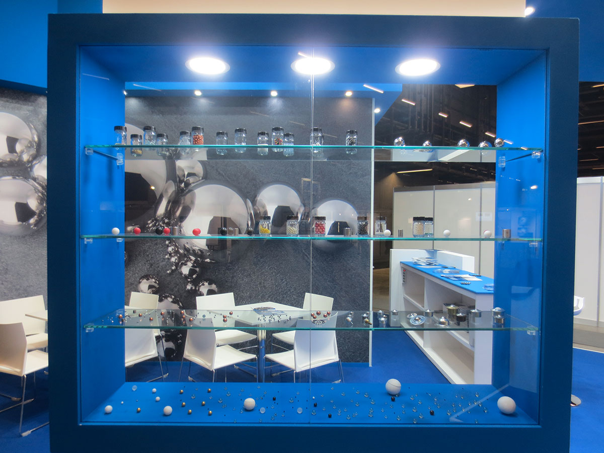 ALLESTIMENTO STAND FIERISTICO | Swiss Tech | Rgp Balls